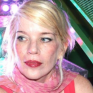 Christina Beck | DIRECTOR, WRITER & ACTRESS