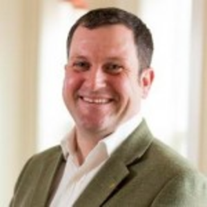 Simon Dewar | INNKEEPER & GENERAL MANAGER, THE WEEKAPAUG INN